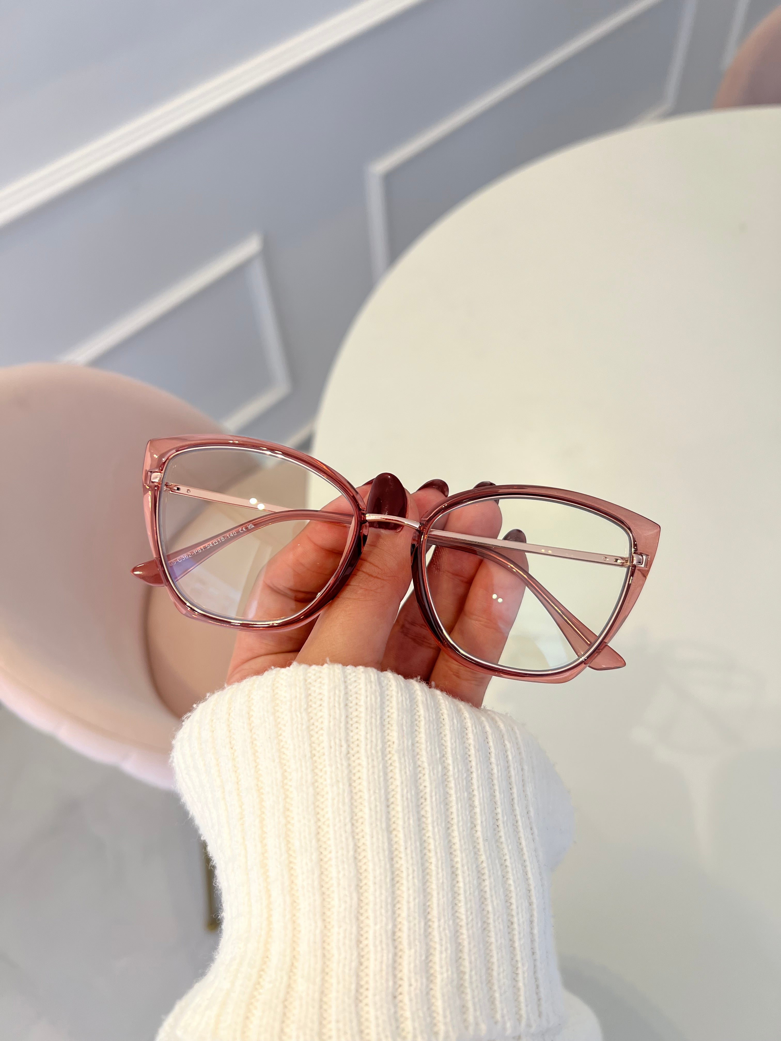 GRACE ROSA – YKSIS